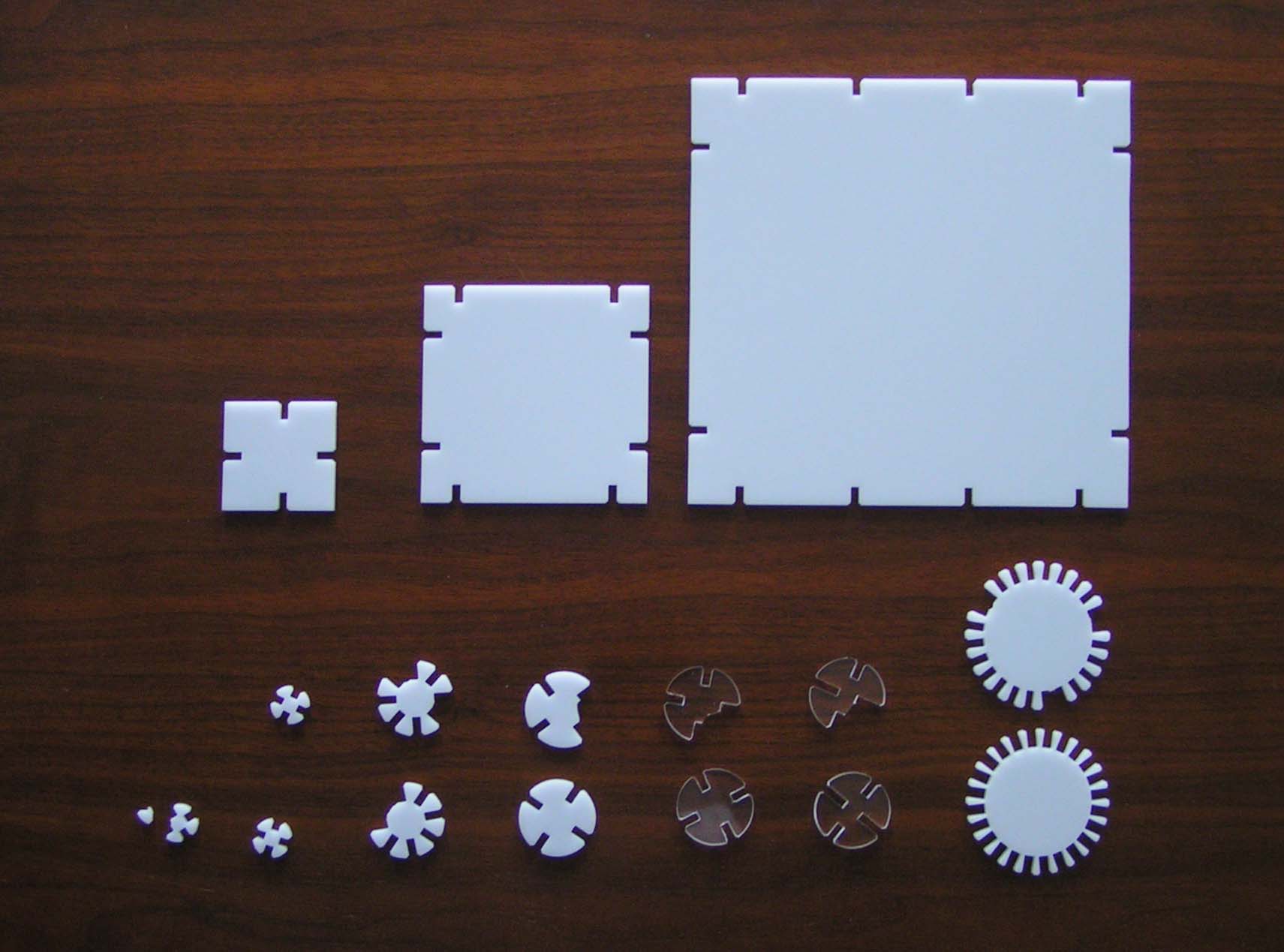 The first image shows the ideal situation of the kit of parts. This did ...